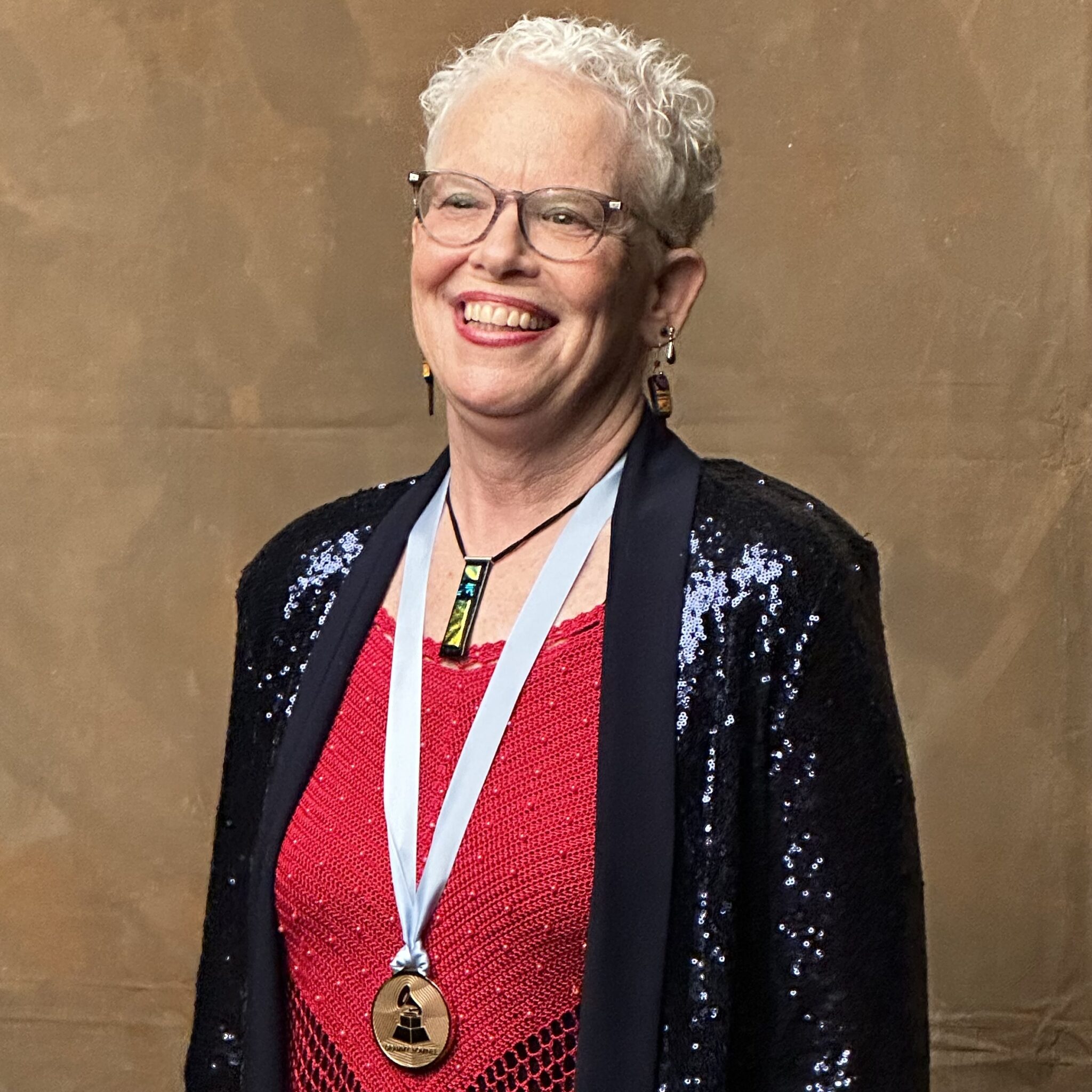 Innovative violist weaves modern classical sounds with Mozart | Bangor ...